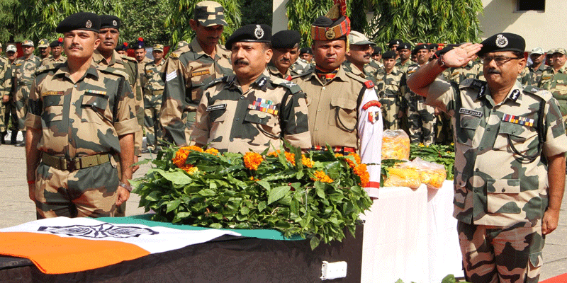 Army pays tribute to jawan killed in Pak firing - Daily Excelsior